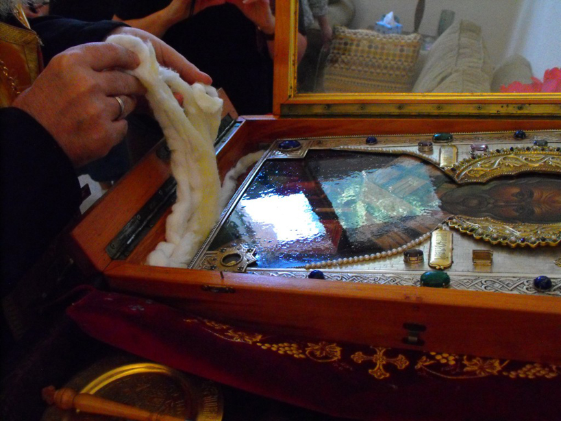 Embodying Heaven: Frankincense and Myrrh in the Christian Sensorial ...